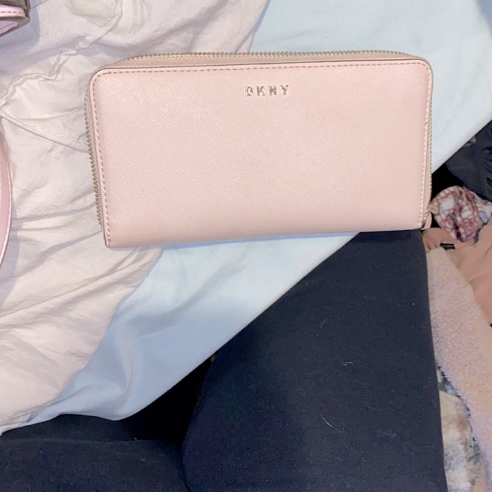 Dkny Wallet Ballet Pink - Gem